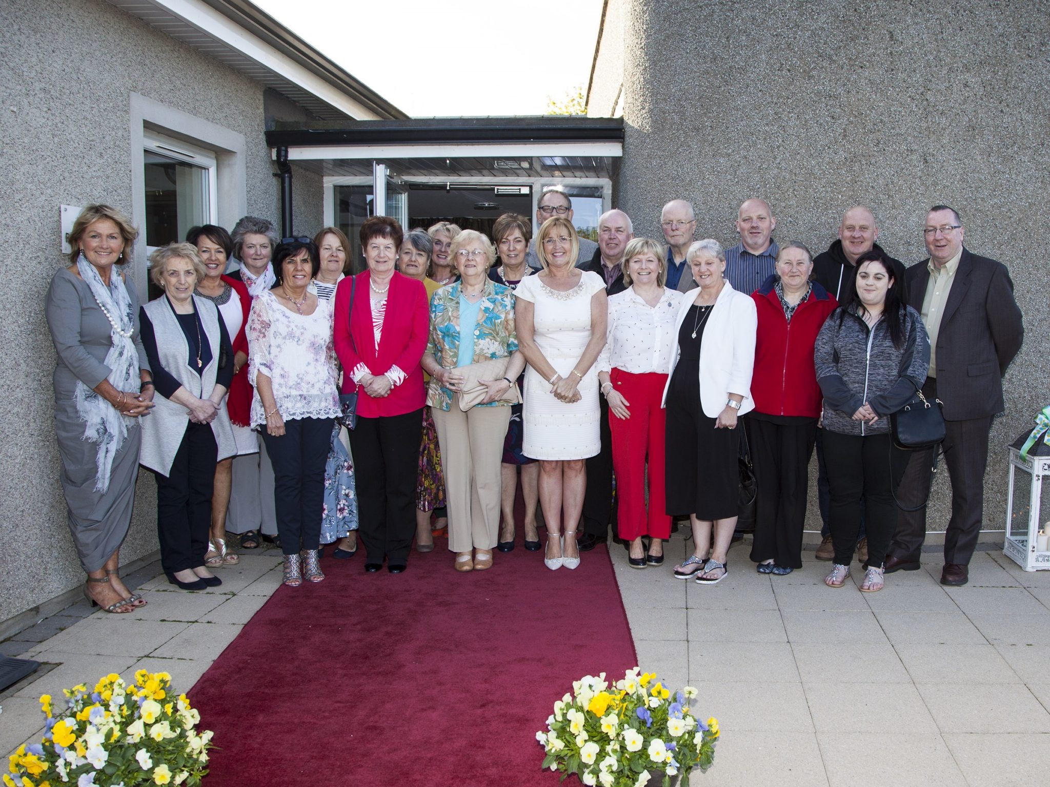 Charis receives the Queen’s Award for Voluntary Service – Charis Cancer ...